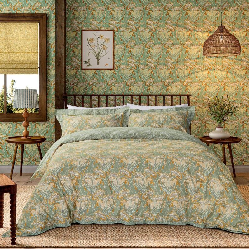 Laceflower Bedding Set in Tobacco/Pistachio by Morris & Co
