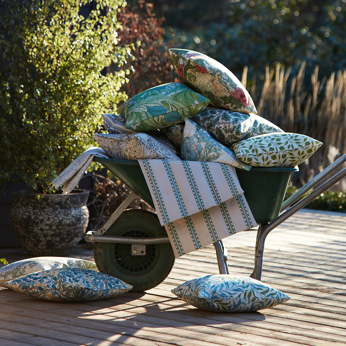 Morris & Co.'s guide to selecting and making the best cushions