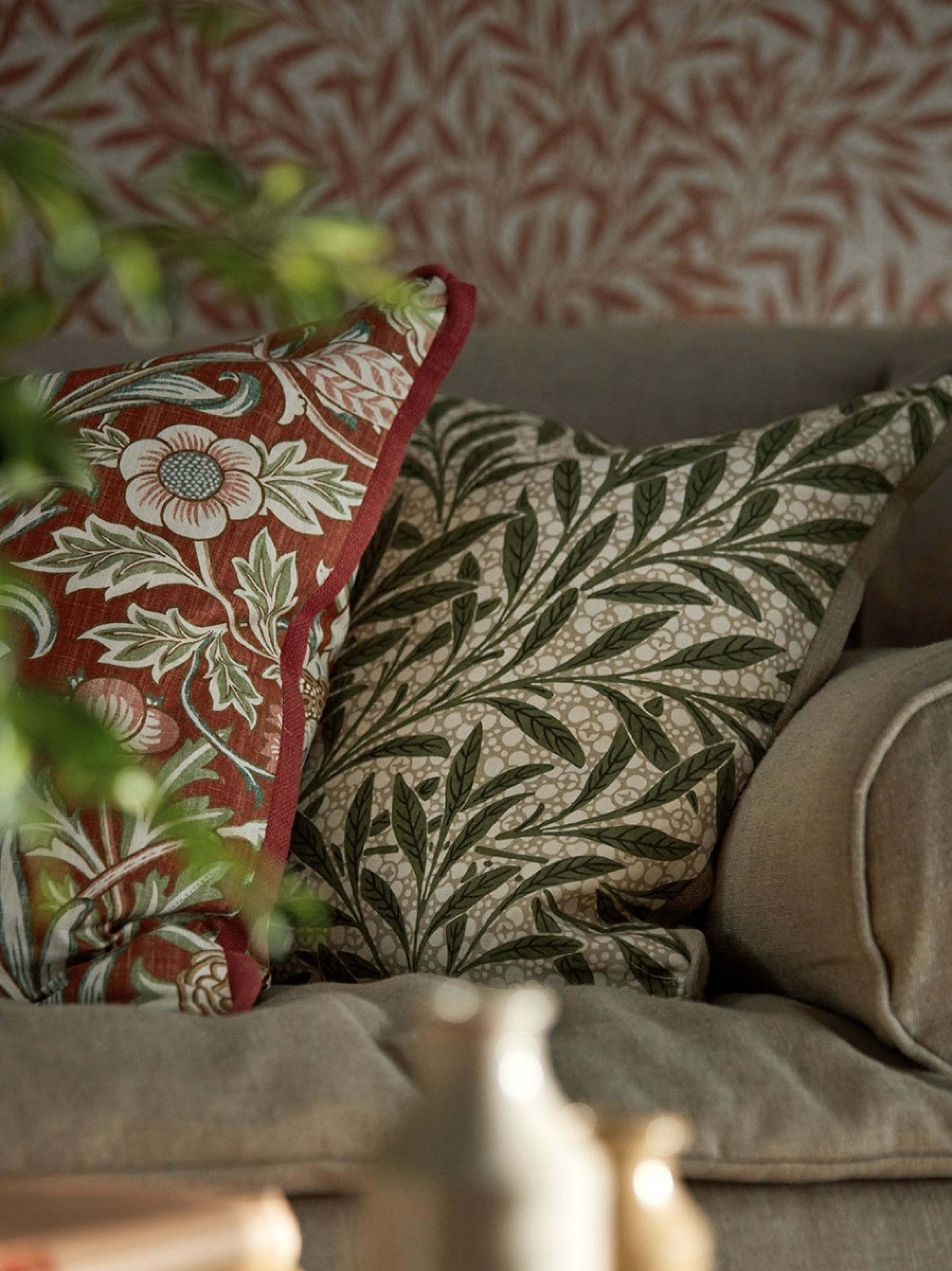 The history of the William Morris Willow wallpaper pattern