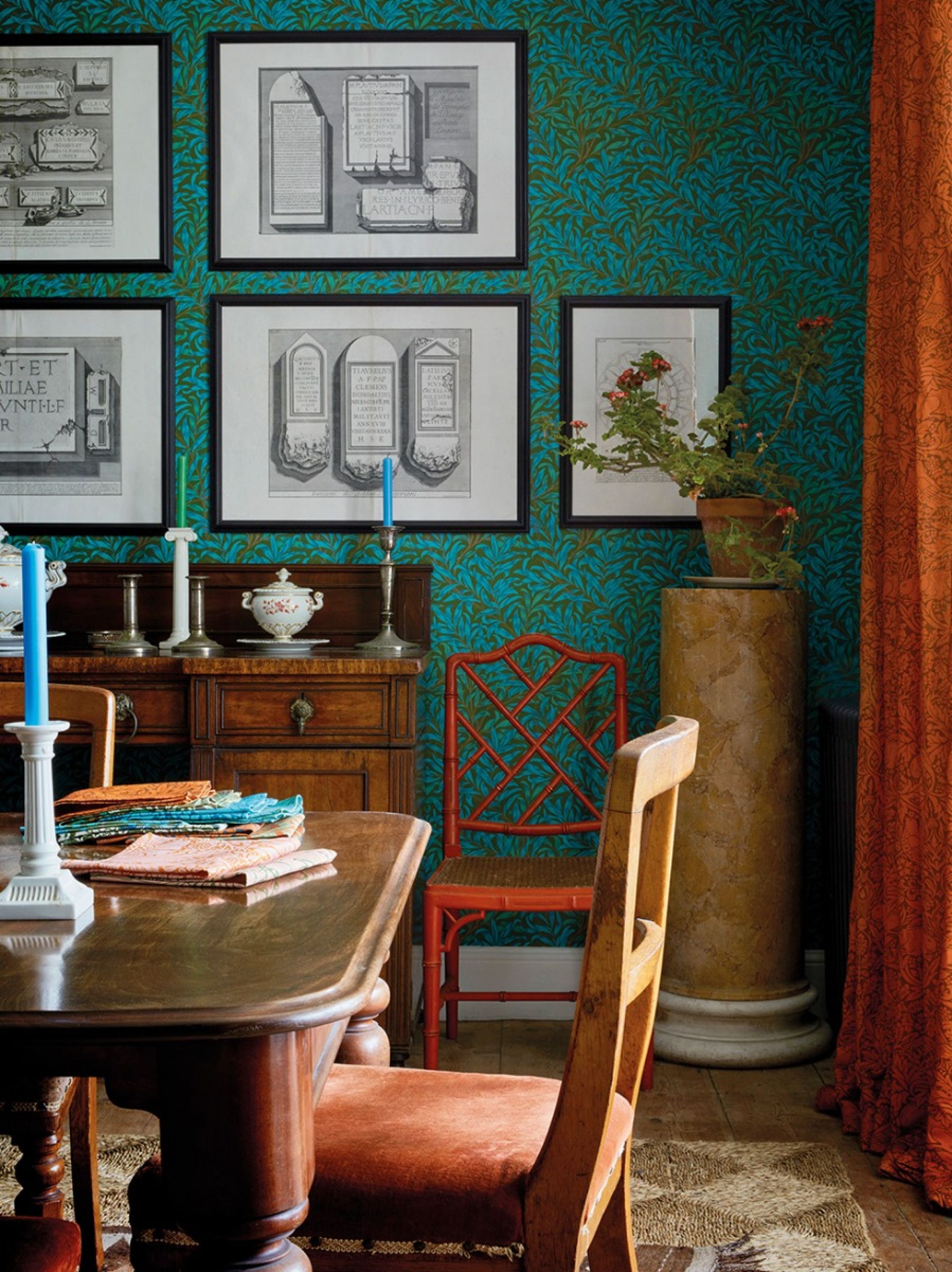 The history of the William Morris Willow wallpaper pattern